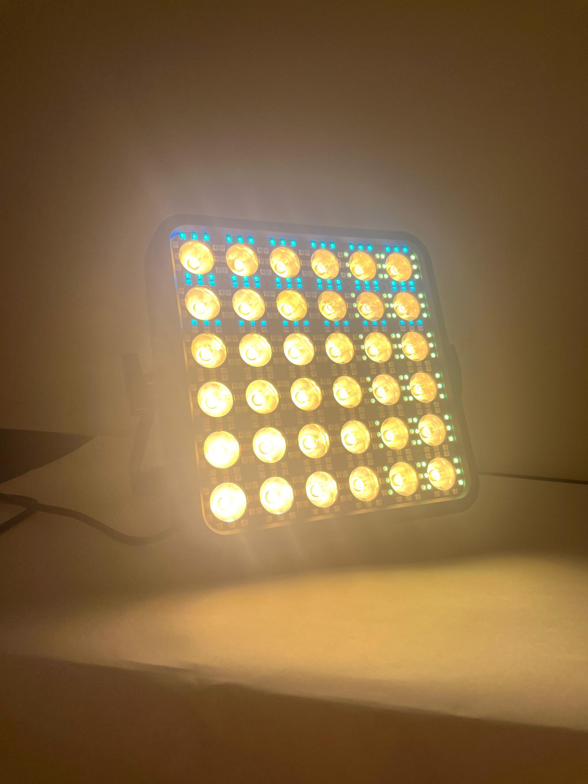 Panel LED PL336 PANEL PRO DJ LIGHTING RGB